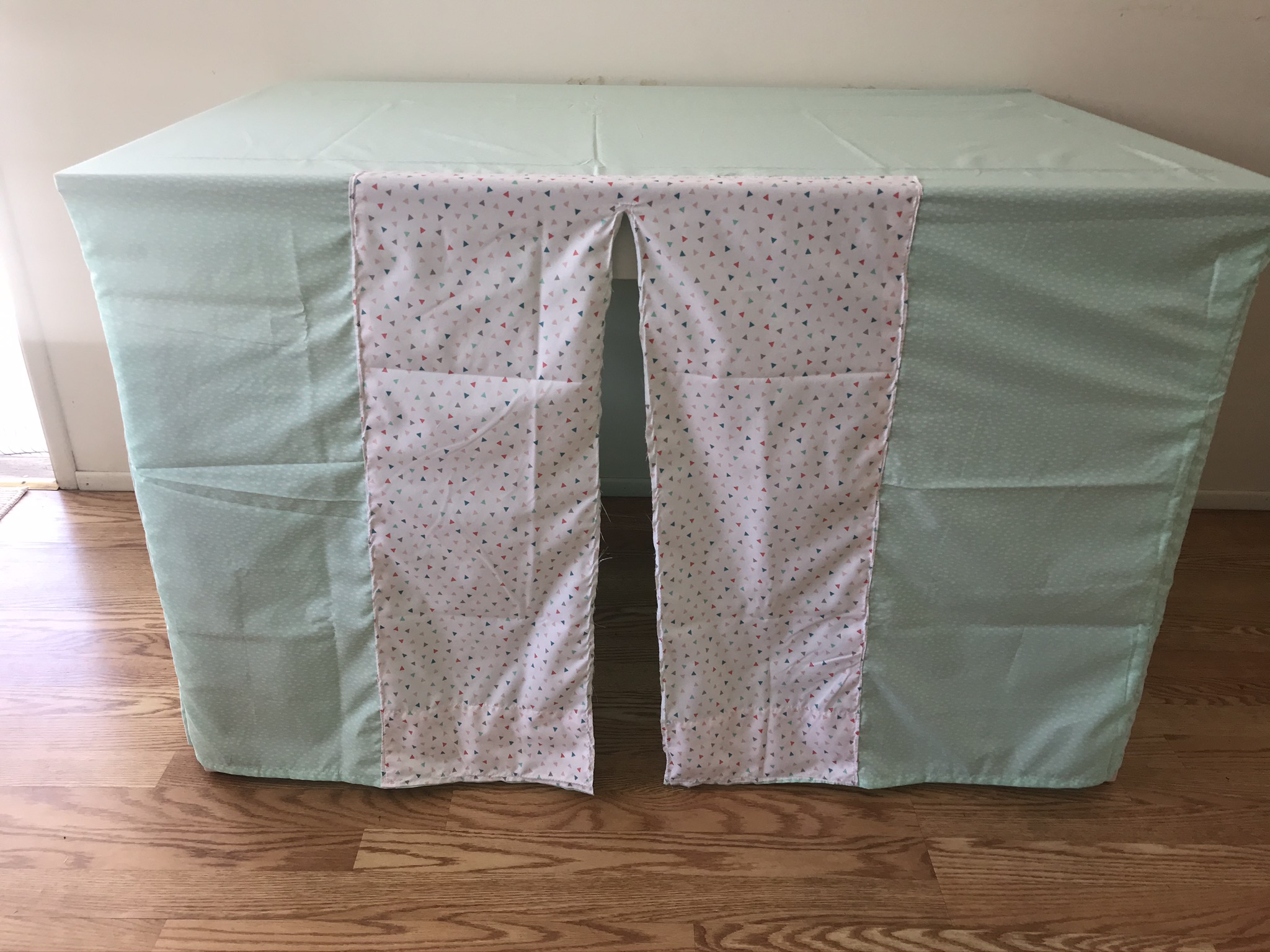 Tablecloth Playhouse – PaintBox Art Studio